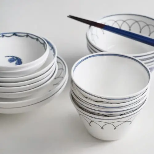 TWIG NEW YORK Heritage Blue Bird Fruit & Nut Bowl