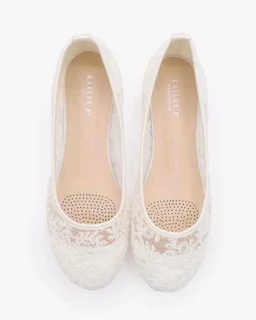KAILEE P Baba Crochet Lace Ballet Flats - White