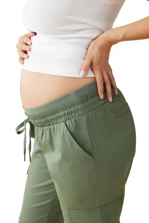 INGRID & ISABEL Cargo Maternity Jogger Pant