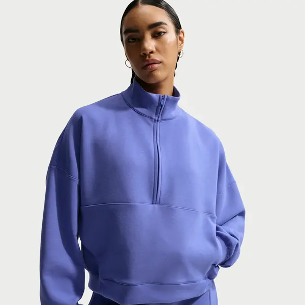 Nike 24.7 Impossiblysoft Dri-fit Oversized 1/2-zip Top - Blue