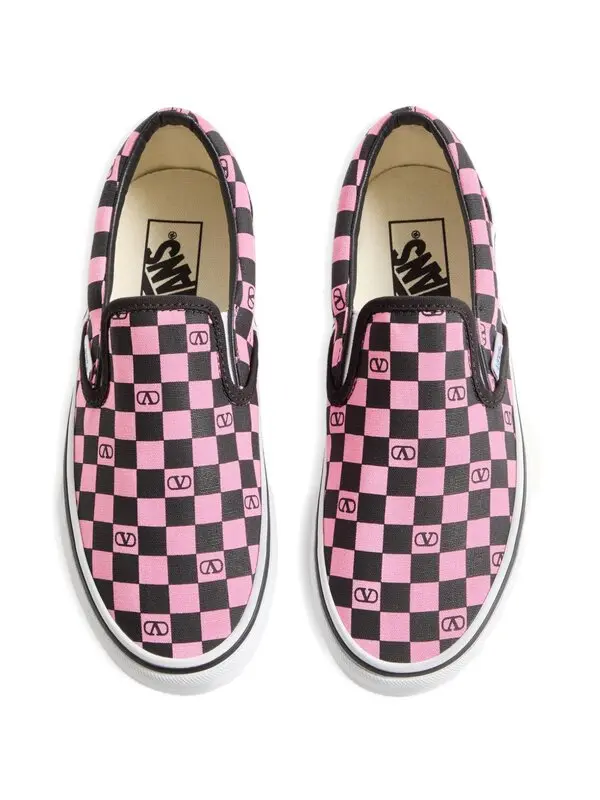 VALENTINO GARAVANI X VANS Checkerboard Slip-on Sneakers - Pink