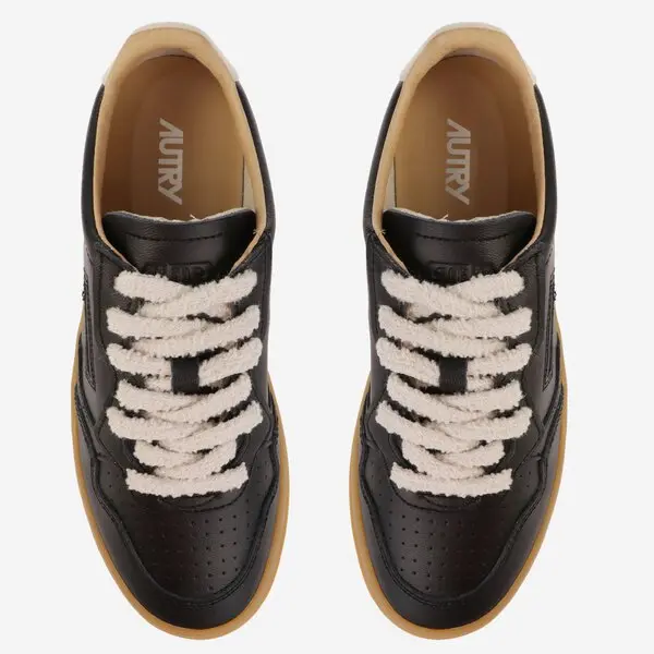 AUTRY Medalist Low Sneakers - Black