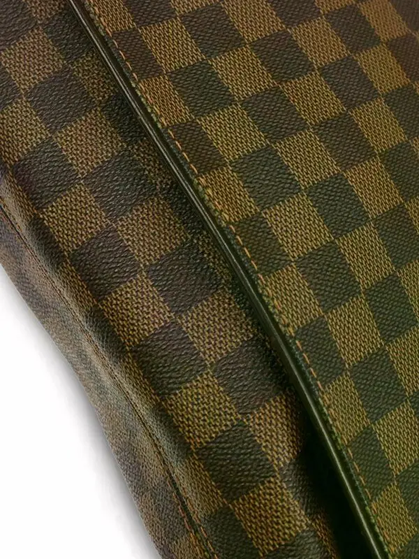 LOUIS VUITTON Damier Pattern Gm Brooklyn Messenger Bag