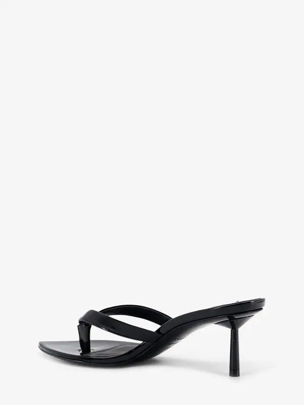 LE SILLA Gisele Patent Leather Thong Sandals