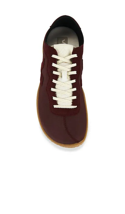 VEJA Jitsu Sneakers - Amarante