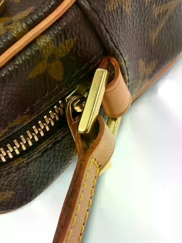 LOUIS VUITTON 2002 Pochette Cite Monogram Canvas Shoulder Bag
