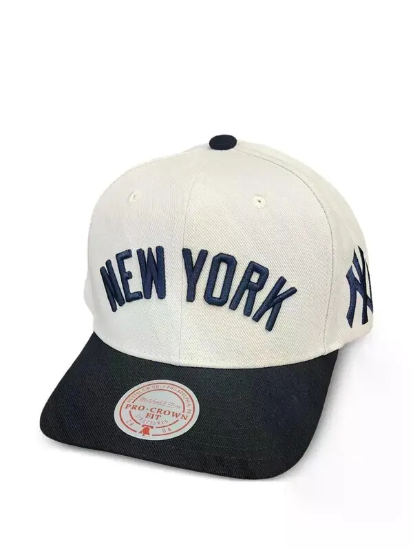 Mitchell & Ness Mlb Yankees Embroidered Cap - Neutrals