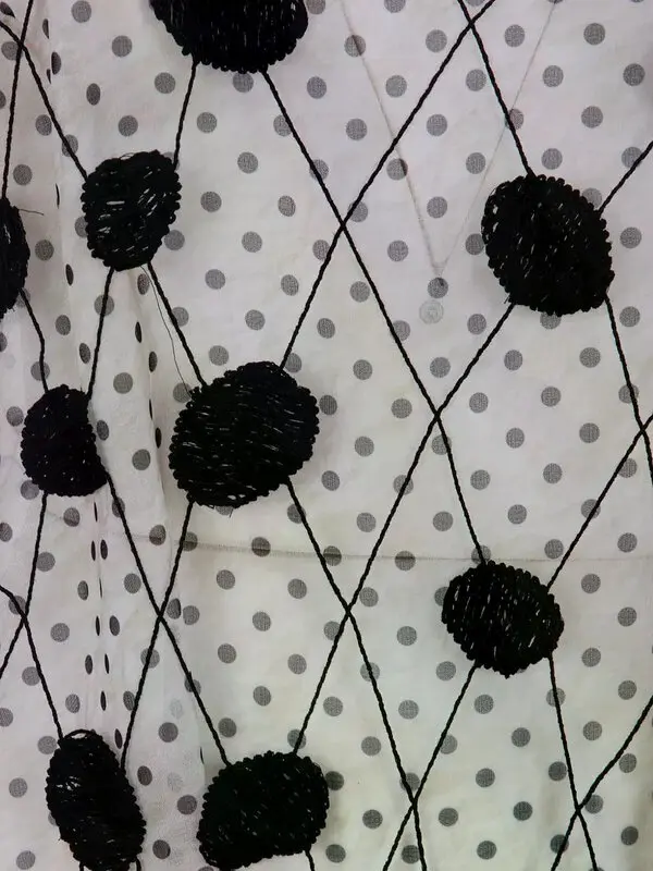 AVIU Polka-dot Lattice Top