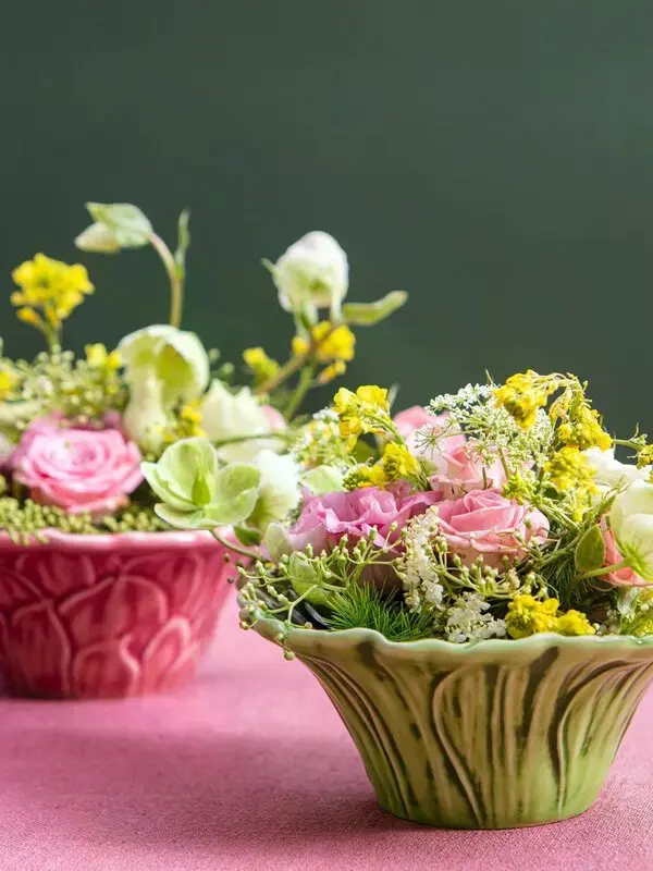 BORDALLO PINHEIRO Alcea Overlapping-flowers Bowl