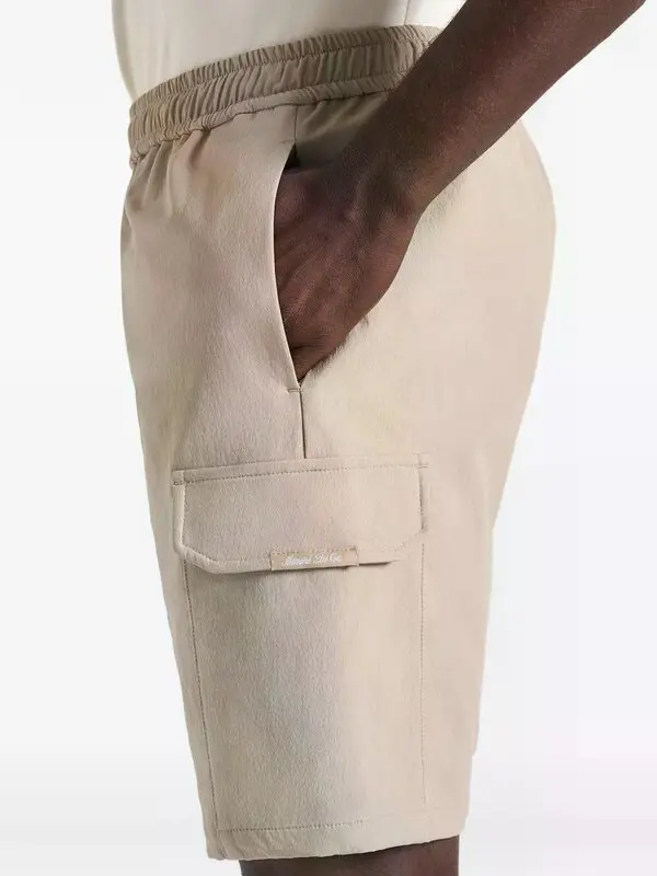 Manière De Voir Technical Cargo Shorts With Embroidered Patch - Neutrals