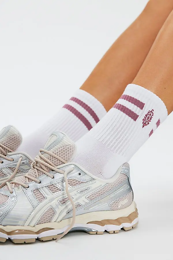 Free People Super Stripe Pilates Grip Socks - Rose Stripe
