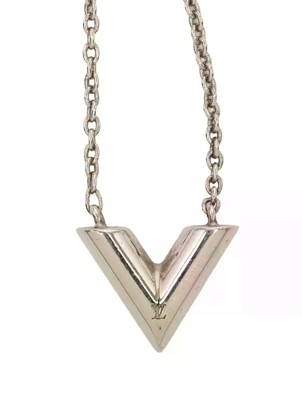 LOUIS VUITTON 2022 Plated Essential V Supple Necklace - Silver