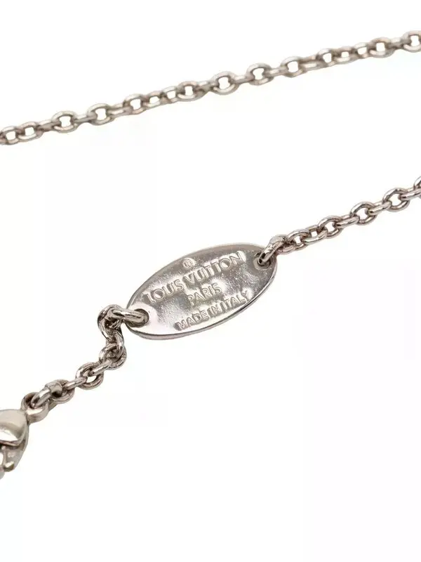 LOUIS VUITTON 2022 Plated Essential V Supple Necklace - Silver