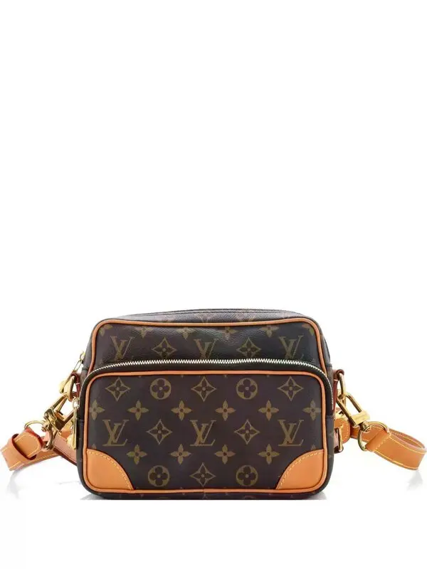 LOUIS VUITTON Monogram Canvas Nil Messenger Bag - Brown