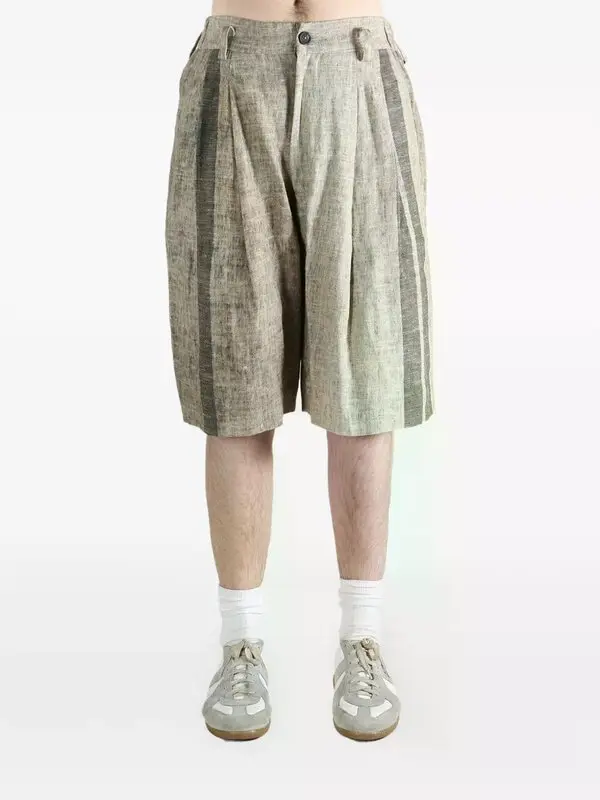ZIGGY CHEN Pleated Shorts