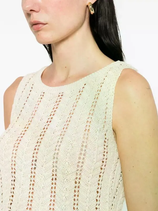 BYE Crochet Scallop Top