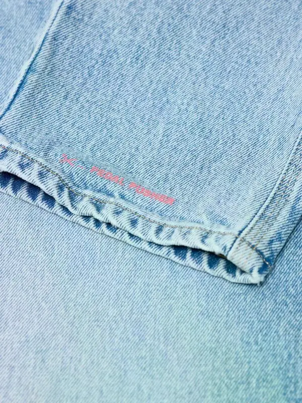 Closed Pedal Pusher Jeans