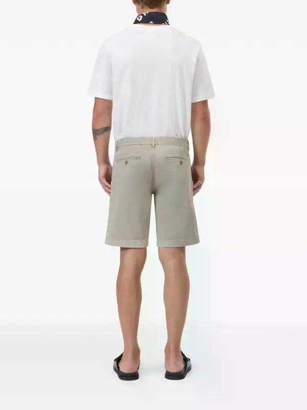 Closed Side-pockets Chino Shorts