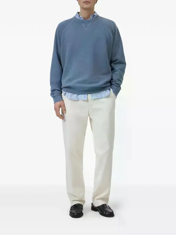 Closed Raglan Sweatshirt
