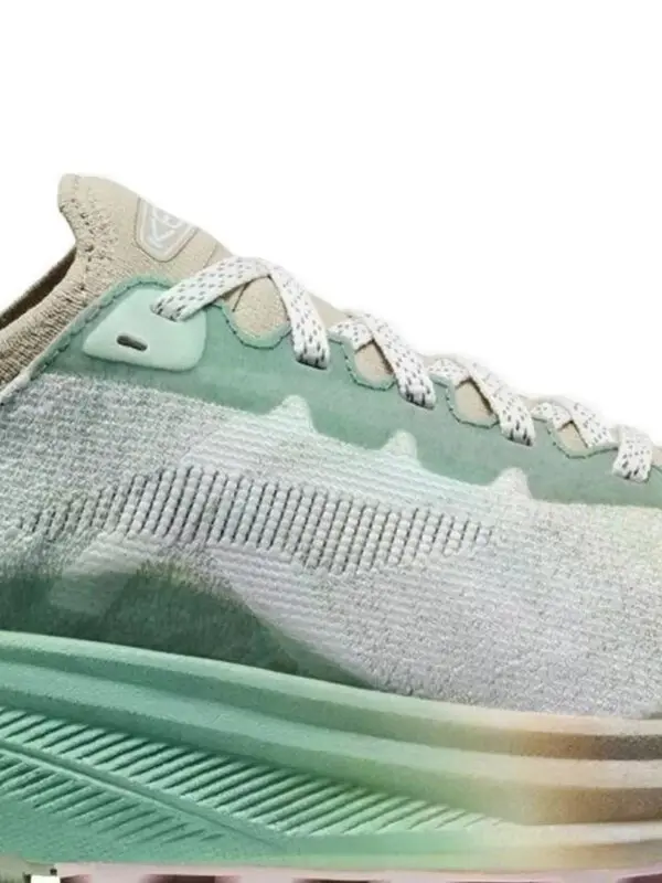 Keen Seek Sneakers - Neutrals