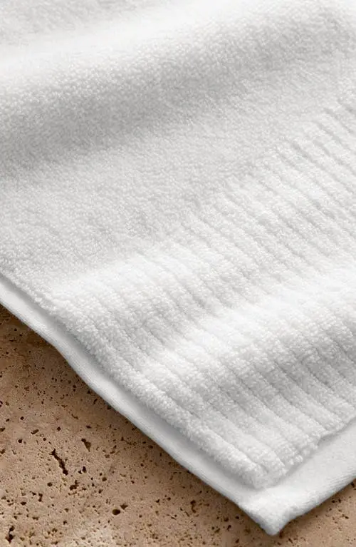 BOLL & BRANCH Ultraplush Organic Cotton - White