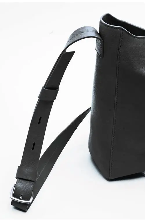 Écotorie Brigitte Leather Crossbody Bag - Black