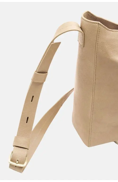 ECOTORIE Brigitte Leather Crossbody Bag - Oatmeal