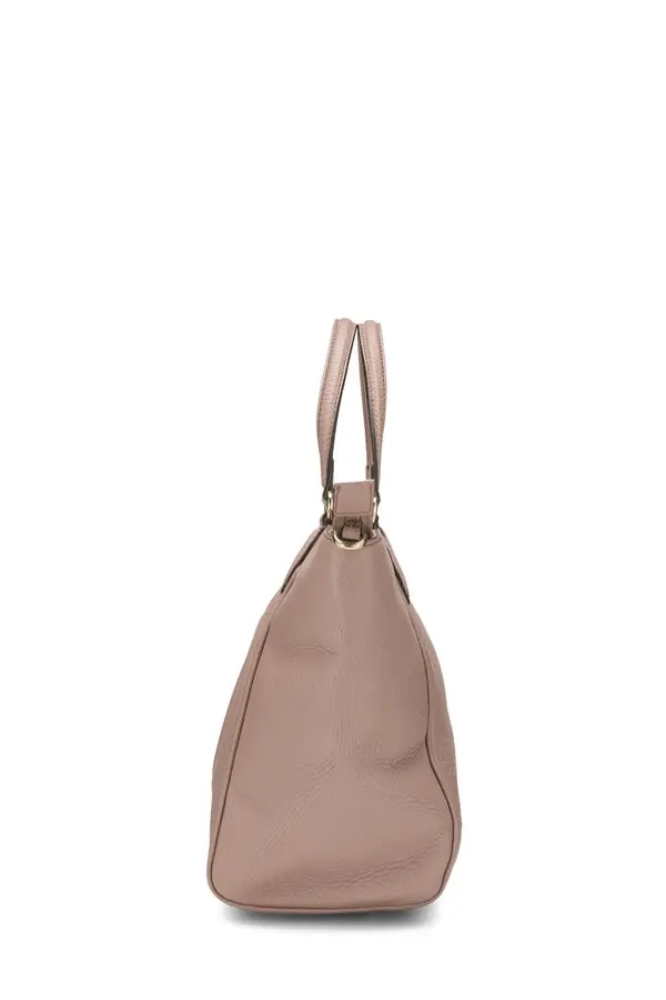 Gucci Leather Soho Top Handle Bag - Pink