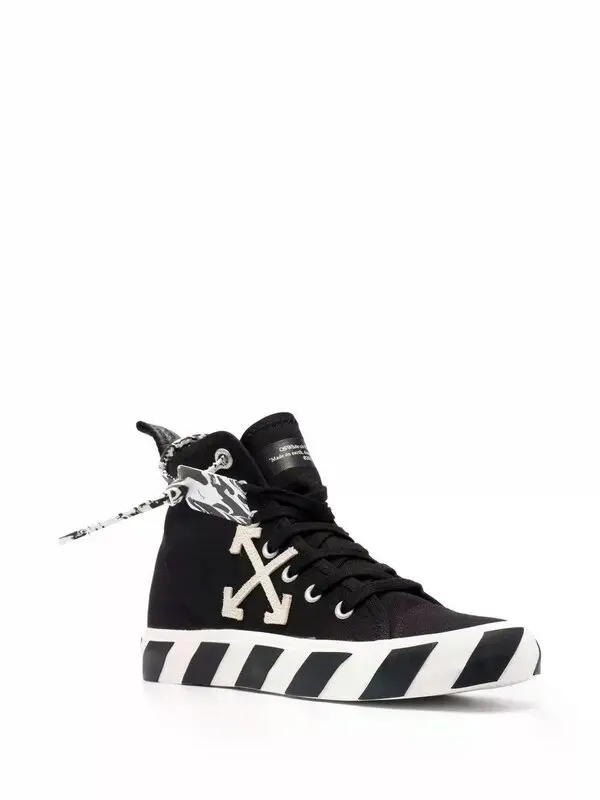 Off-White Vulcanized Mid-top Sneakers - Black