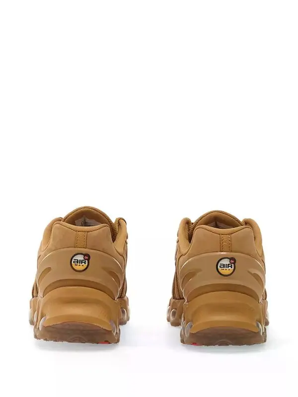Nike Air Max Dn8 Sneakers - Brown