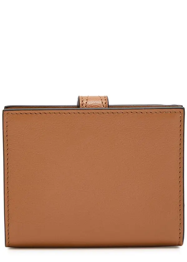 Chloé Paddington Grained Leather Wallet - Brown