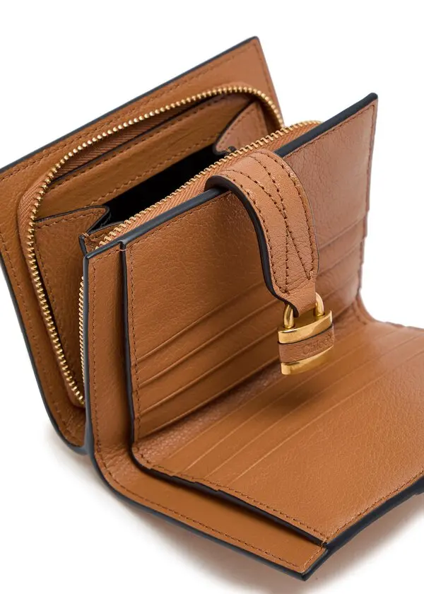 Chloé Paddington Grained Leather Wallet - Brown