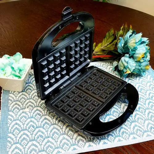 BETTER CHEF Nonstick Portable Waffle Maker