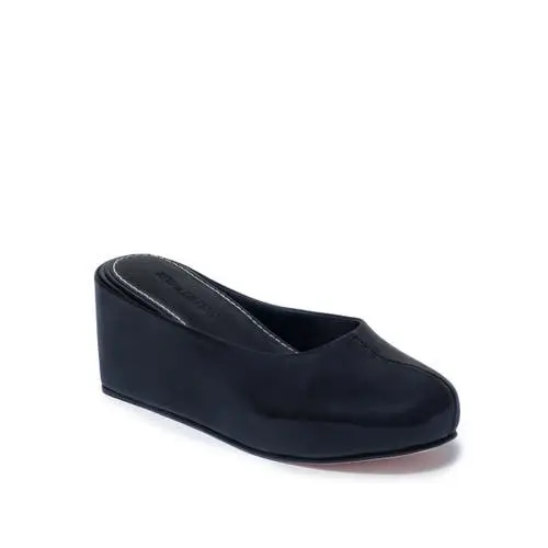 Bernardo Vivi Wedge - Black