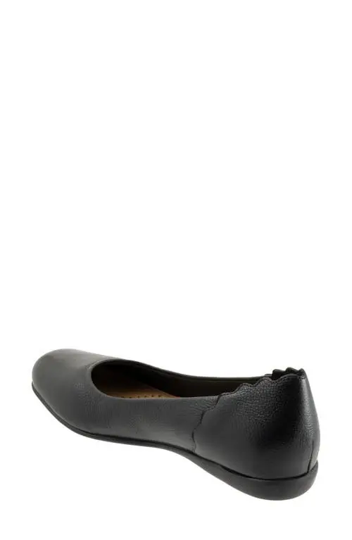 Trotters Leather Flat - Black