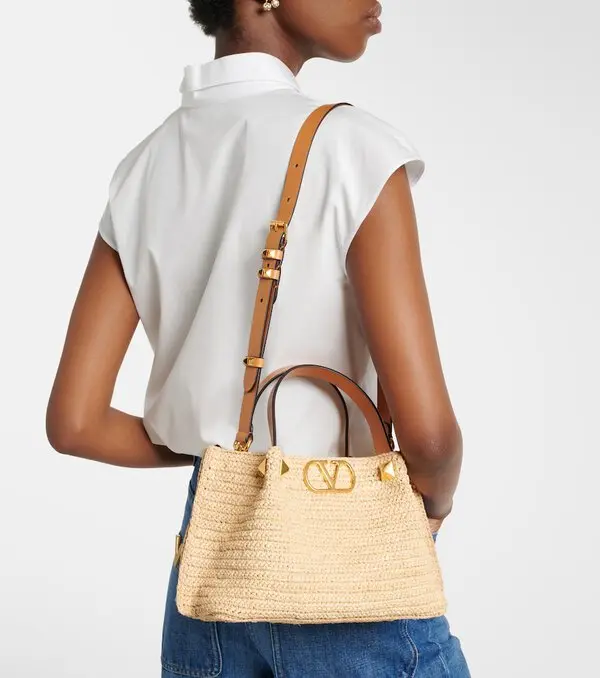 Valentino Garavani Vlogo Raffia Top Handle Bag - Beige