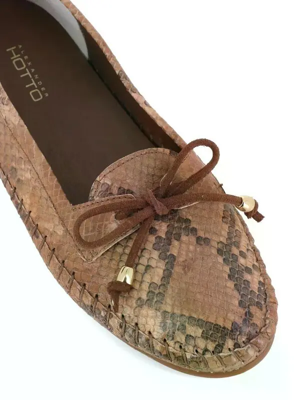 ALEXANDER HOTTO Bow Loafers
