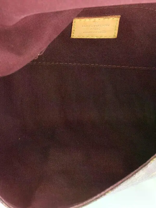 LOUIS VUITTON Favorite Handbag Monogram Canvas Mm Crossbody Bag - Brown