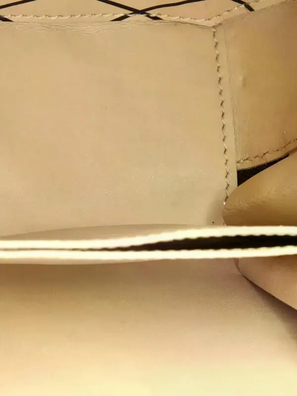 LOUIS VUITTON Mini Boite Chapeau Crossbody Bag Monogram Canvas - Brown