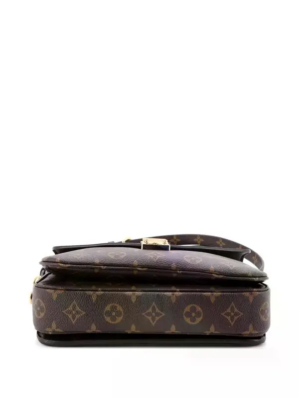 LOUIS VUITTON Pochette Metis Monogram Canvas Crossbody Bag - Brown