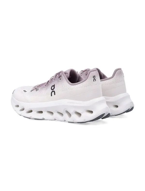 On Cloudtilt Sneakers