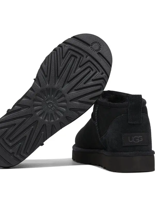 UGG Classic Ultra Mini Ankle Boots - Black