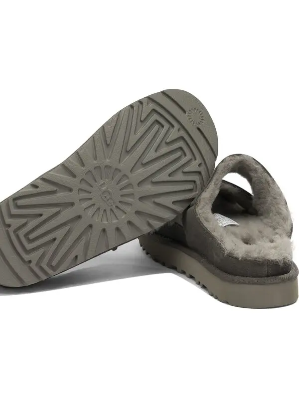 UGG Greenport Cross Strap Slides - Brown