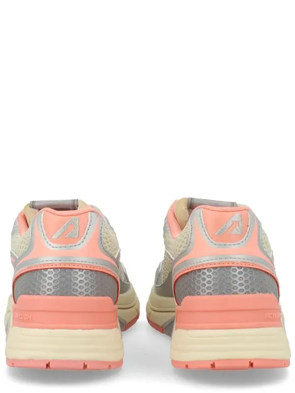 AUTRY Hyperway Sneakers - Beige