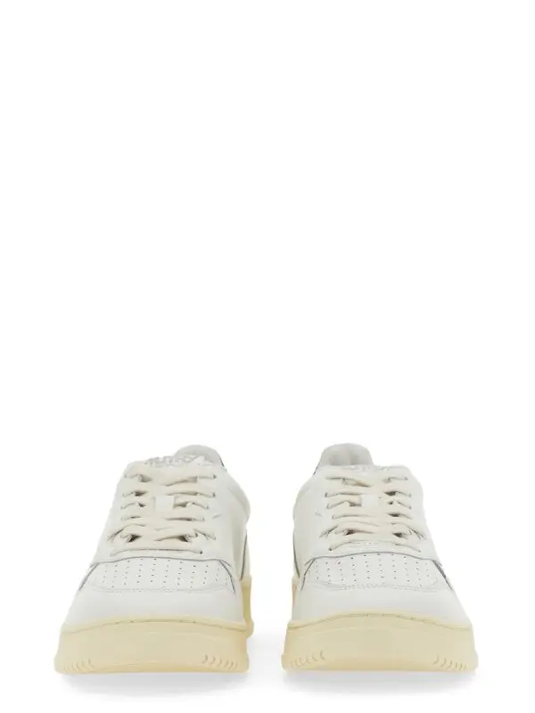 AUTRY Medalist Low Sneakers - White