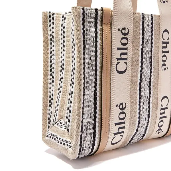 Chloé Woody Medium Tote - Beige
