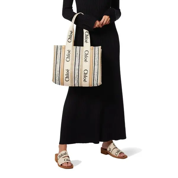 Chloé Woody Medium Tote - Beige