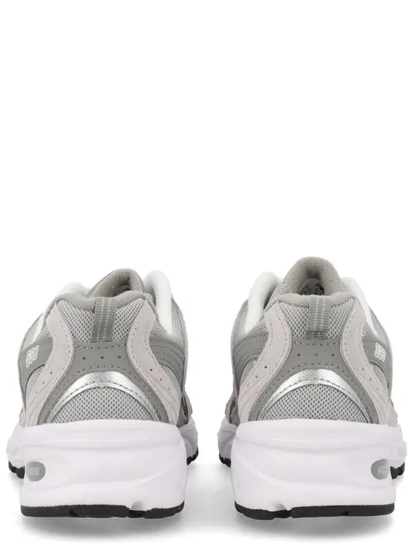 NEW BALANCE 530 Sneakers - Grey