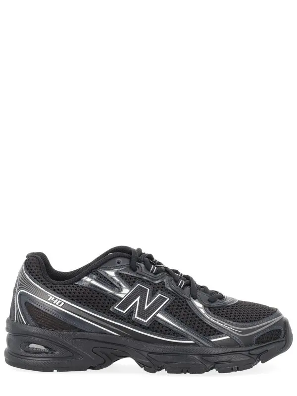 NEW BALANCE 740 Sneakers - Black
