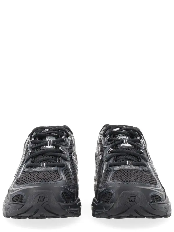 NEW BALANCE 740 Sneakers - Black